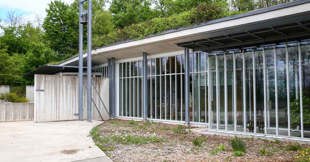 La chapelle de Ronchamp, oeuvre de Le Corbusier, arrive à la moitié de ...