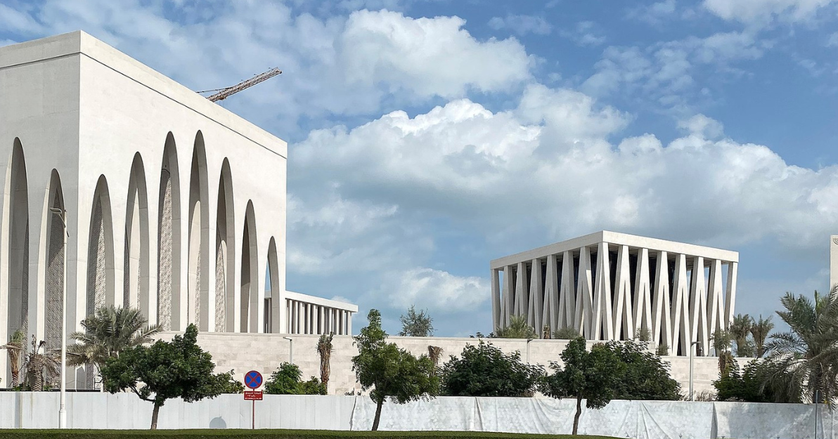 Les Emirats inaugurent un centre interreligieux abritant une église ...