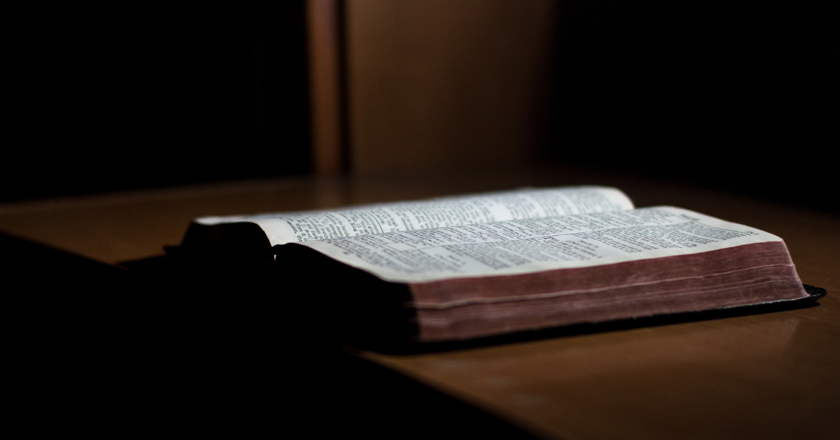 Royaume-Uni : hausse de 106 % des ventes de Bibles entre 2019 et 2025 ...
