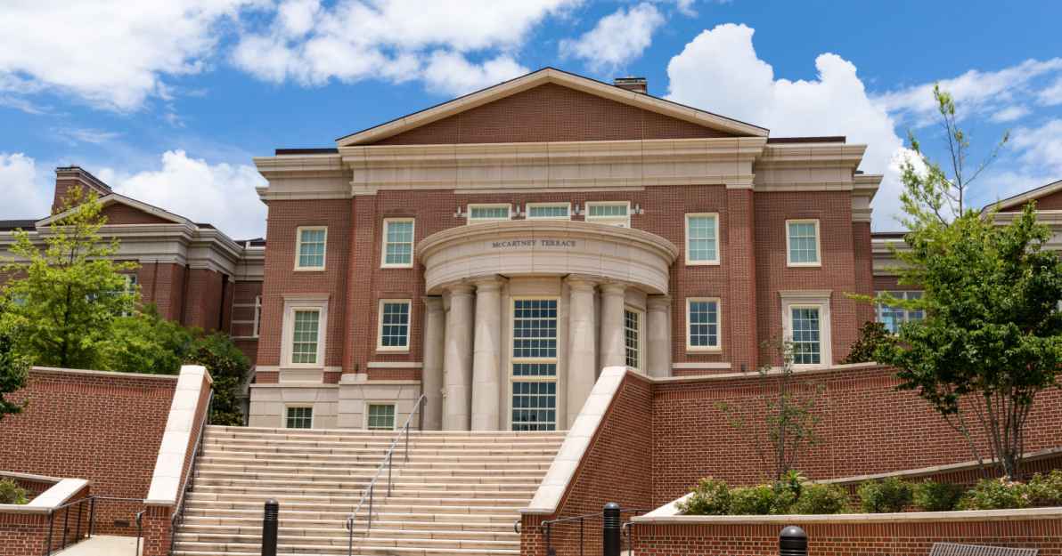 Alabama : la participation d'employés d'une université à un ... Alabama : la participation d'employés d'une université à un ...
